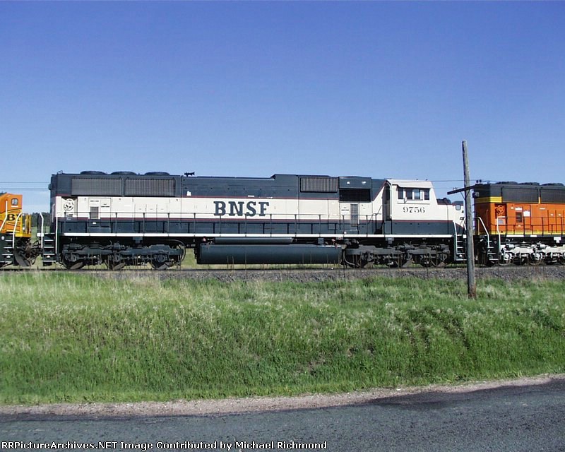 BNSF 9756